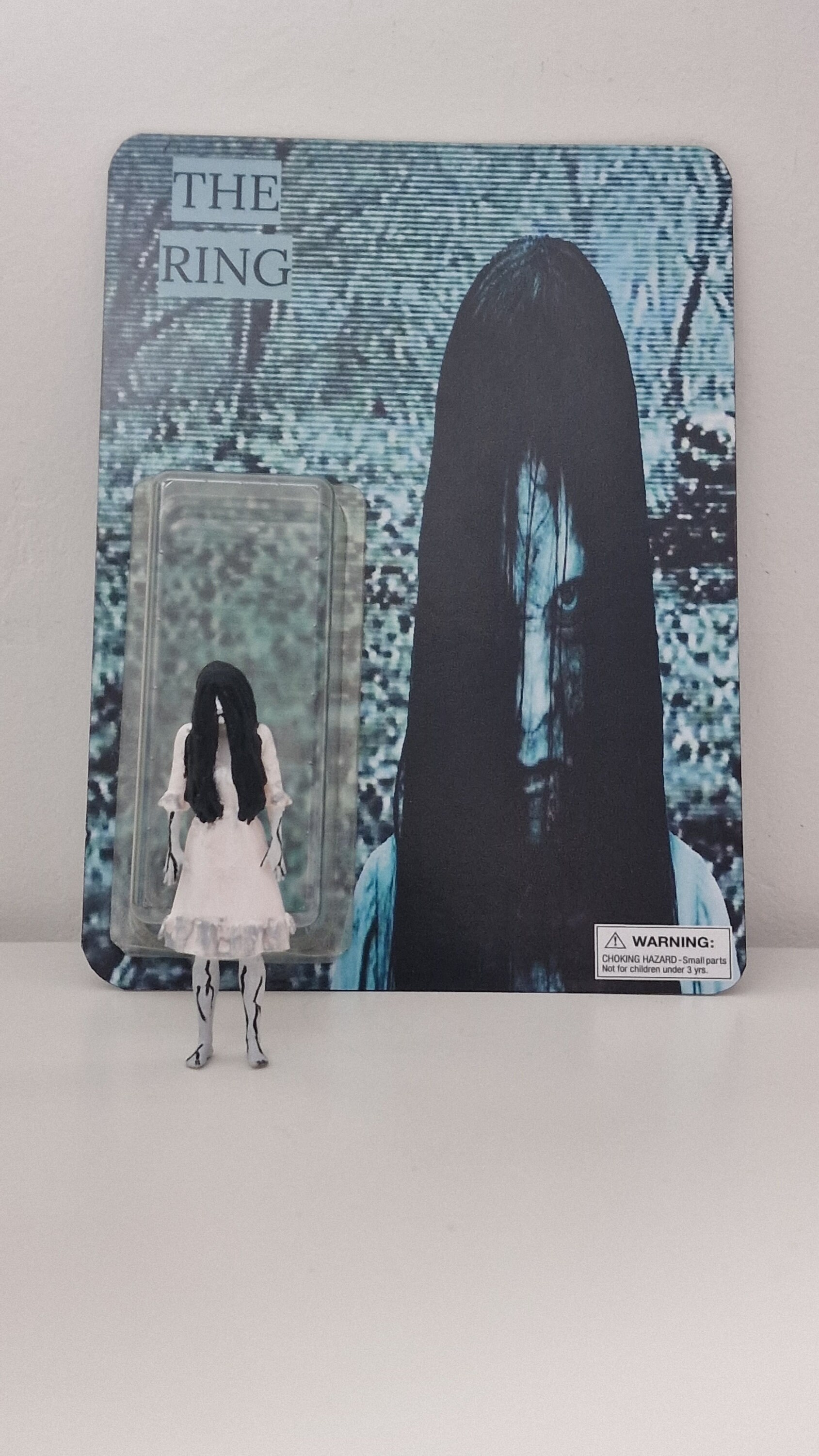 The Ring Girl Carded Figure 3.75 Scale Samara Morgan / Sadako Yamamura ...
