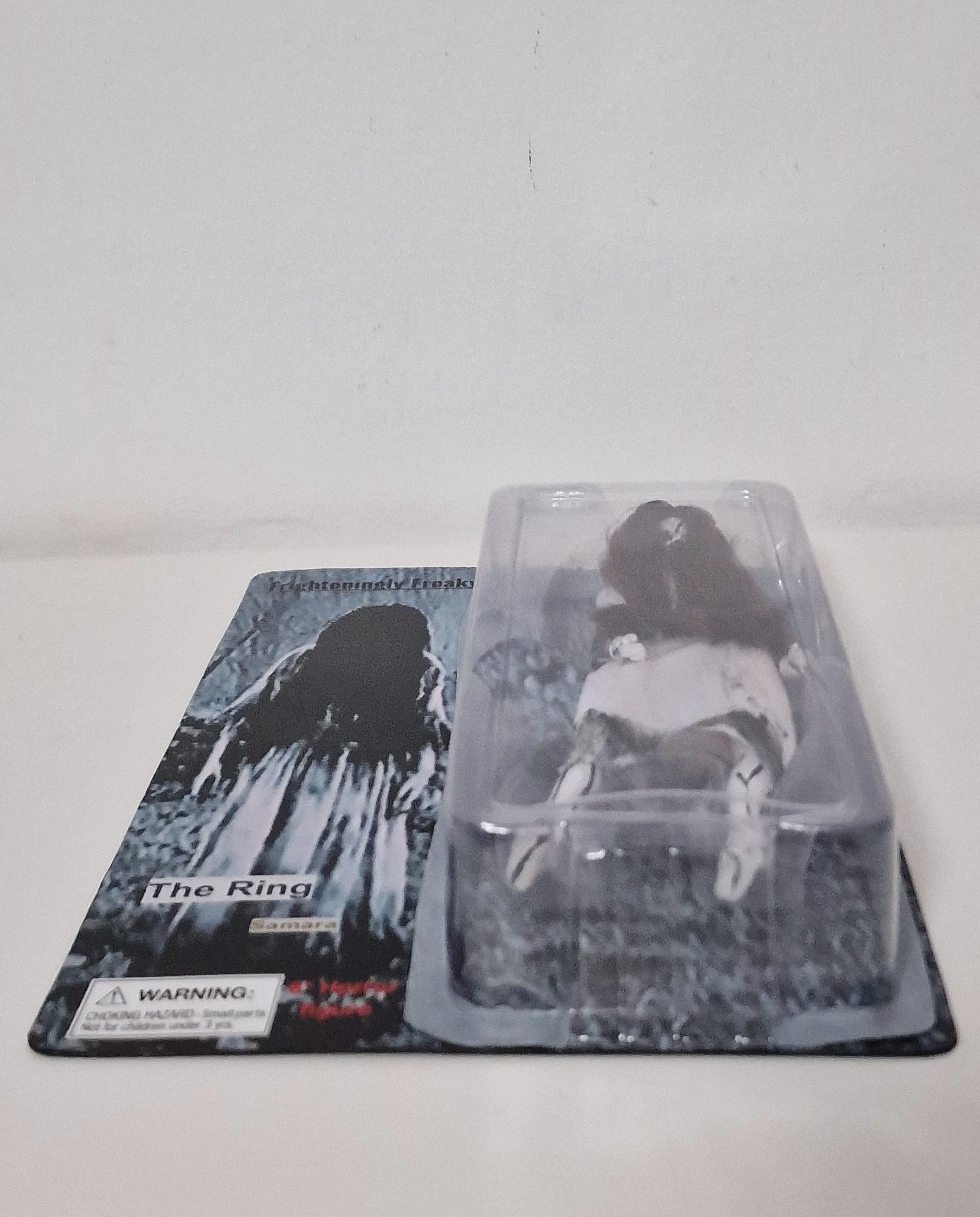 The Ring Girl Carded Figure 1/8 Scale Samara Morgan / Sadako Yamamura ...