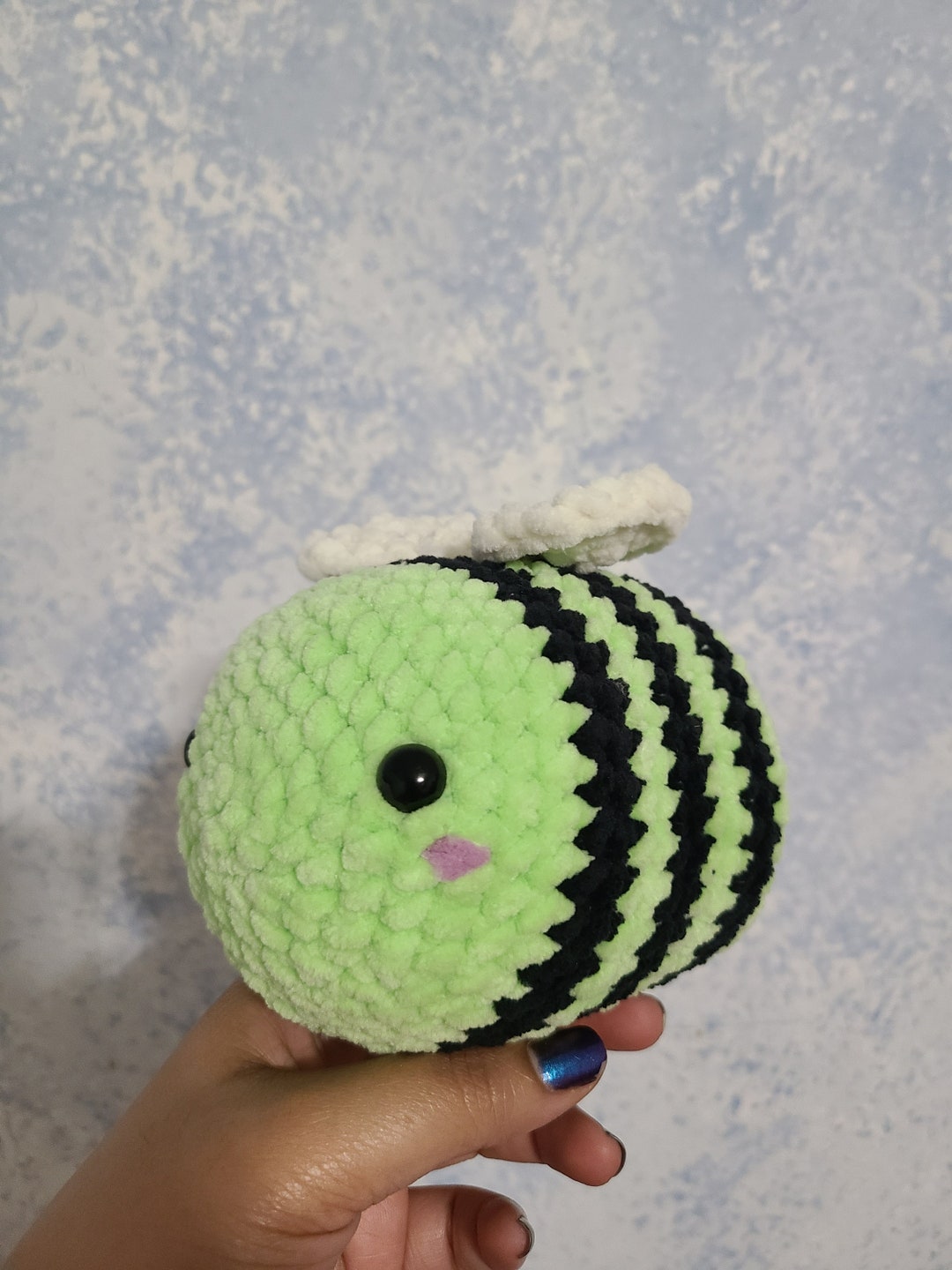 Crochet Bee Plushie crochet Amigurumi Plushie Handemade Crochet Plushie Crochet Bee Amigurumi ...