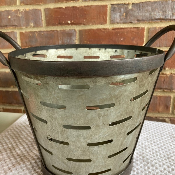 Olive Bucket - Etsy