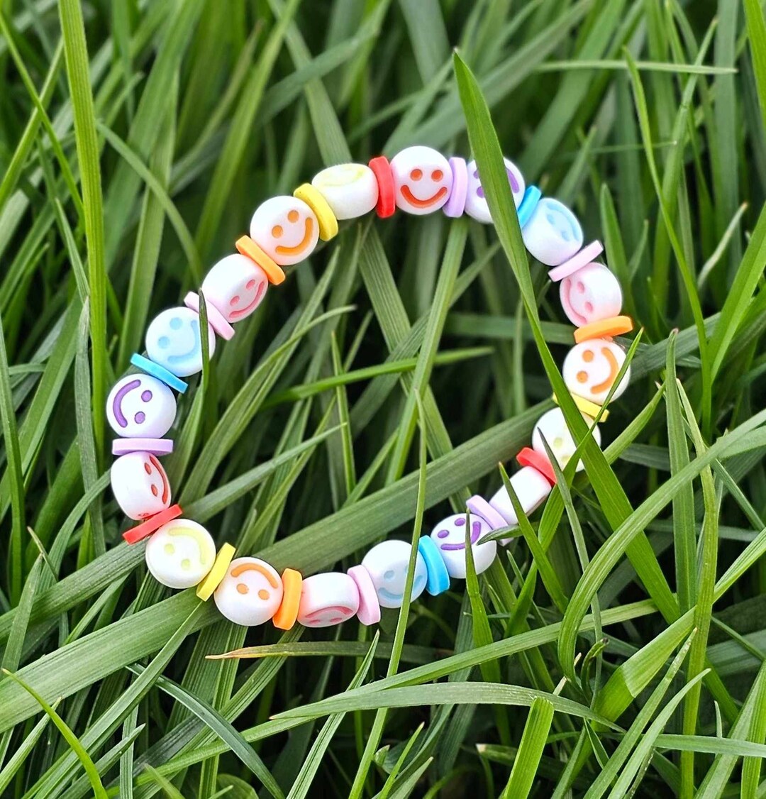 Smiley Face Stretchy Beaded Bracelet - Etsy