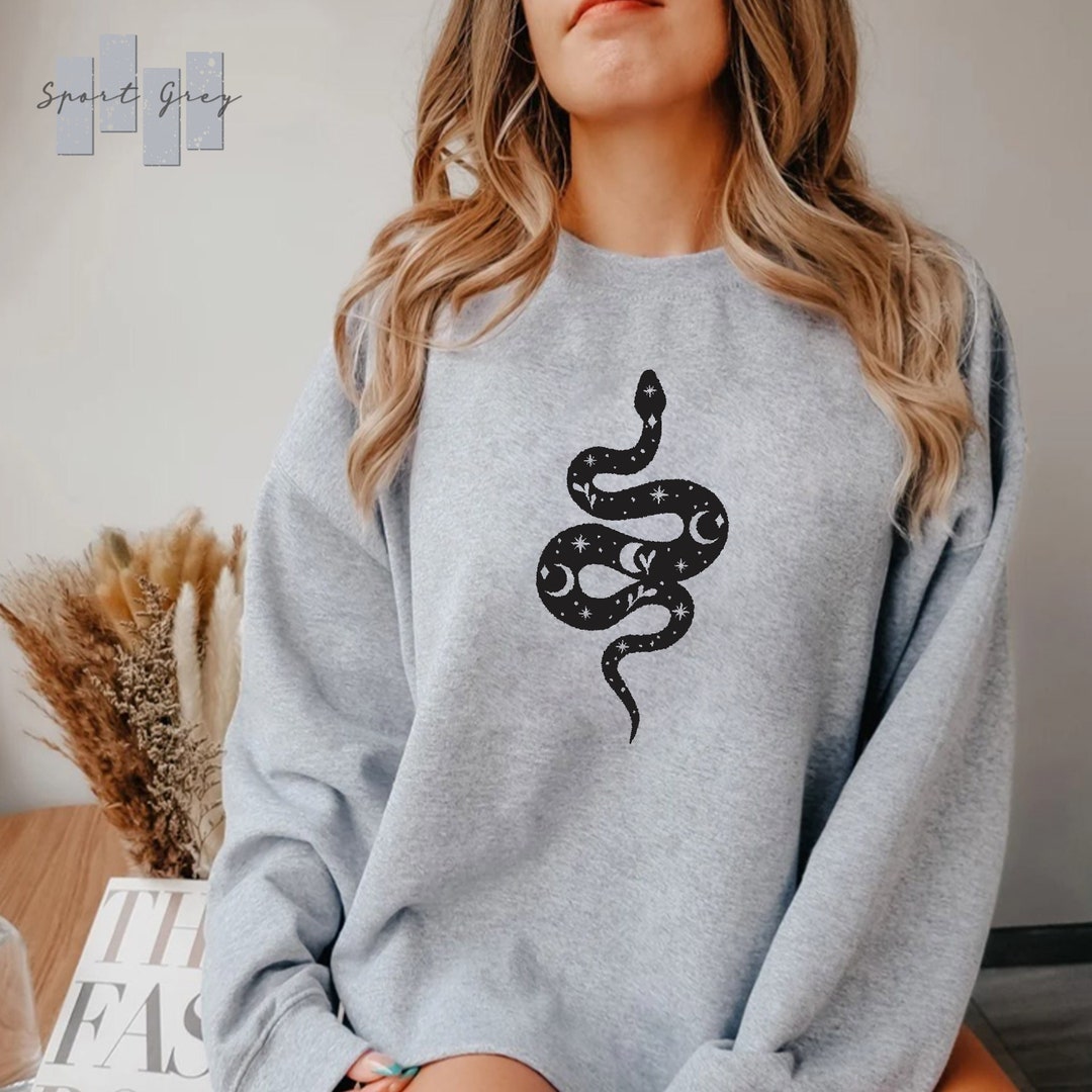 Cool Snake Sweatshirt, Trendy Animal Tee, Aesthetic Reptile Clothing ...