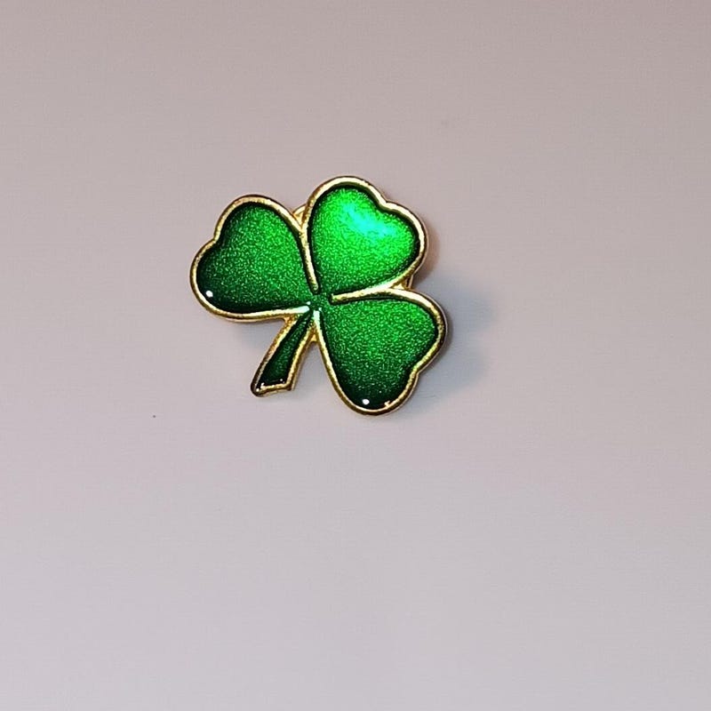 Shamrock Pin - Etsy
