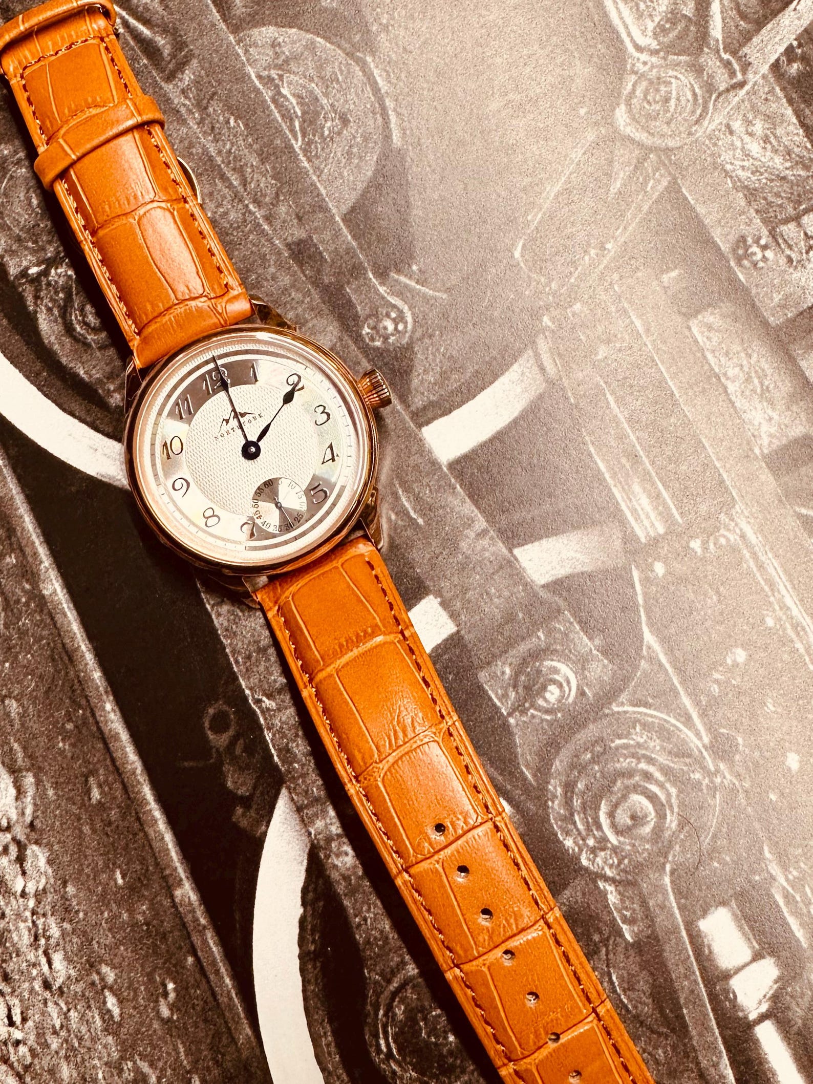 Model 149 - "trainmaster" Men's Wristwatch - Etsy