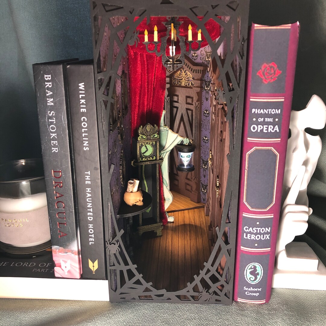 Book Nook Haunted House Bookshelf Insert With Led Ghost Figurine in Hat ...