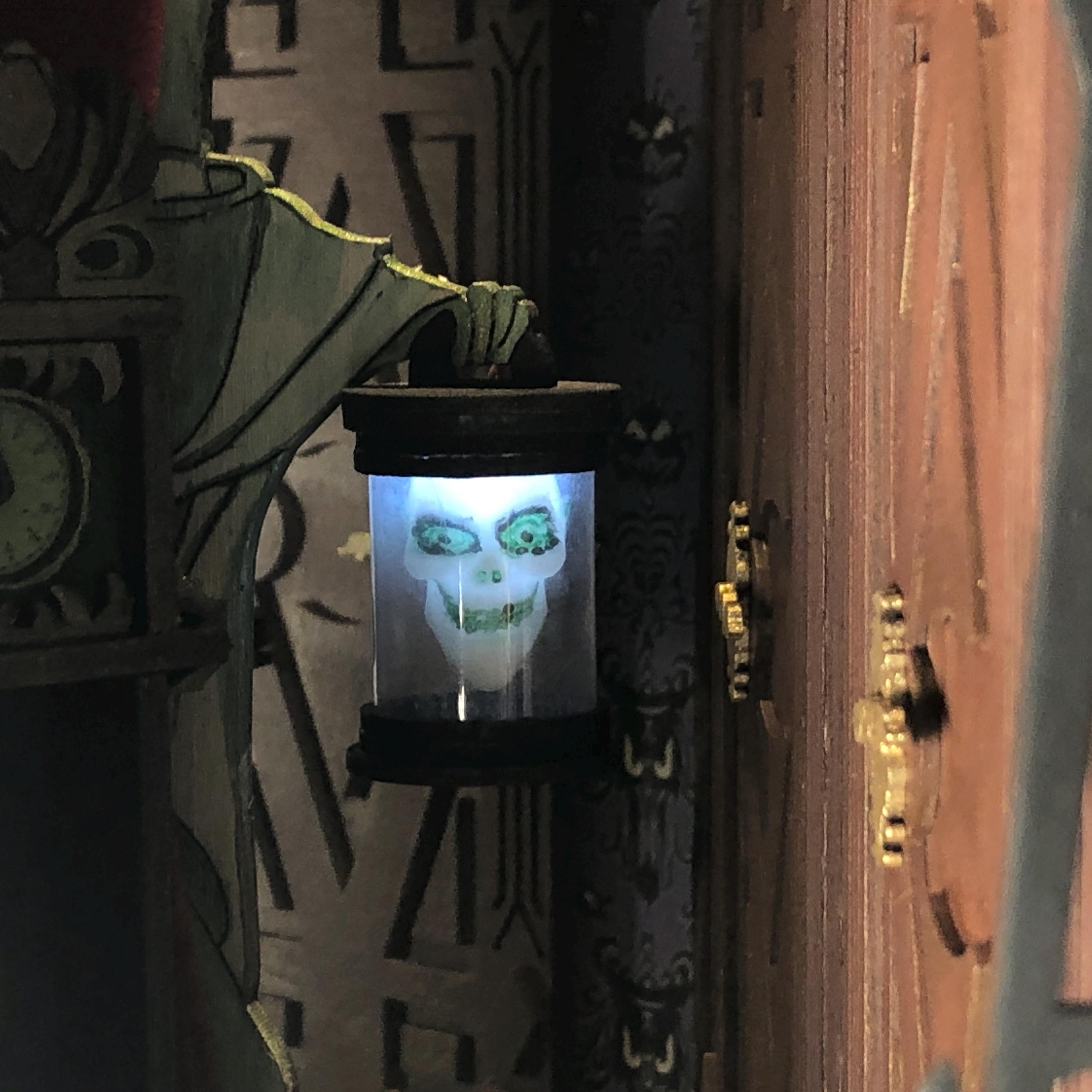 Book Nook Haunted House Bookshelf Insert With Led Ghost Figurine in Hat ...