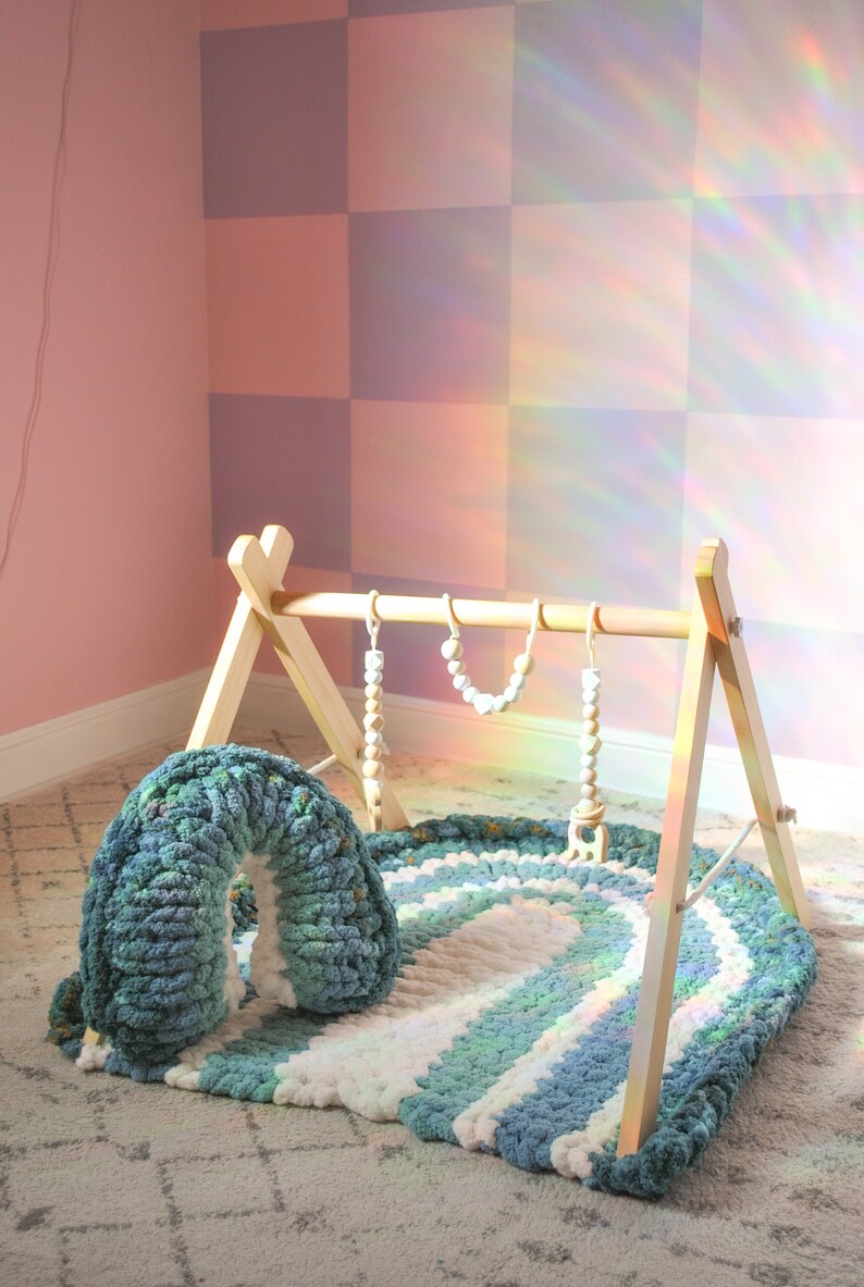 Rainbow Chunky Knit Handmade Baby Play Mat, Baby Rainbow Pillow, Baby ...
