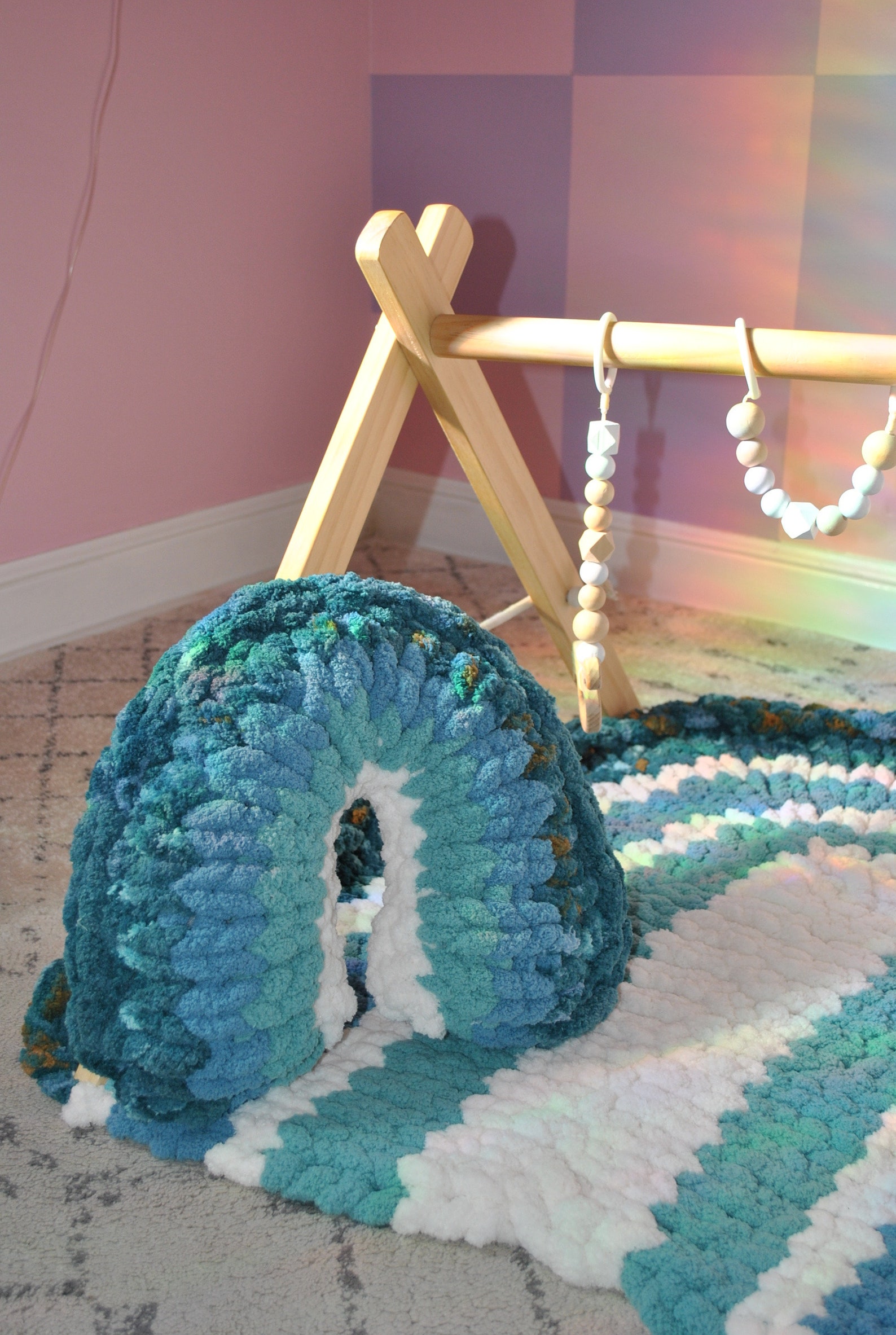 Rainbow Chunky Knit Handmade Baby Play Mat, Baby Rainbow Pillow, Baby ...