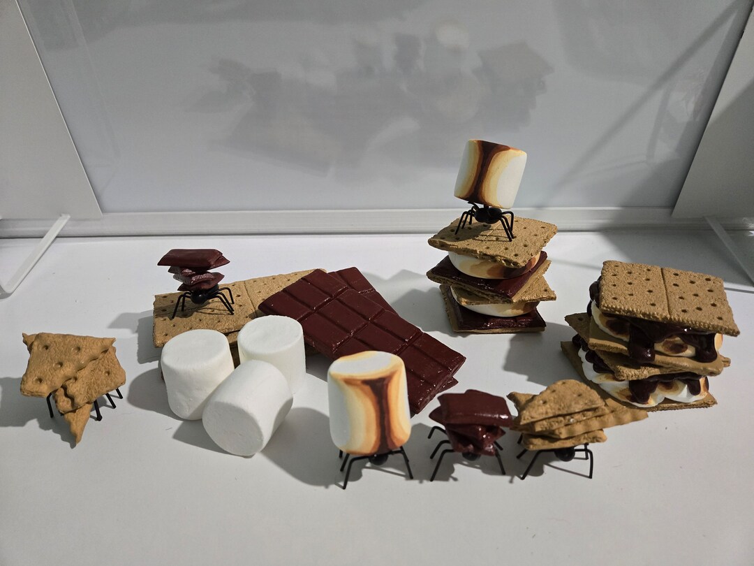 Fake/faux Smore Decor, Graham Crackers, Chocolate Bars, Marshmallows ...