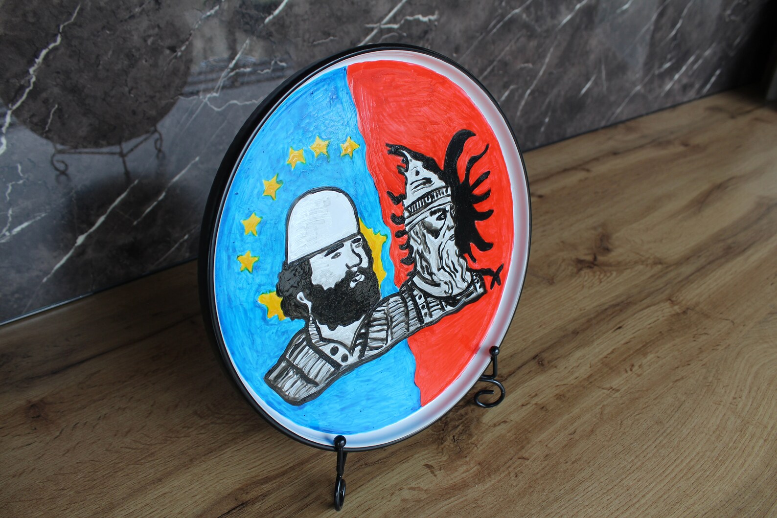 10" Approx . (27cm Approx) Hand Painted Prizren Kosovo, Albanian Flag ...