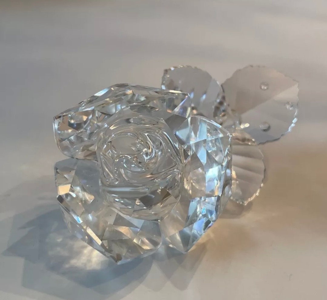 Swarovski Crystal Rose With Dew Drop Figurine | Beautiful Ceystal Rose ...