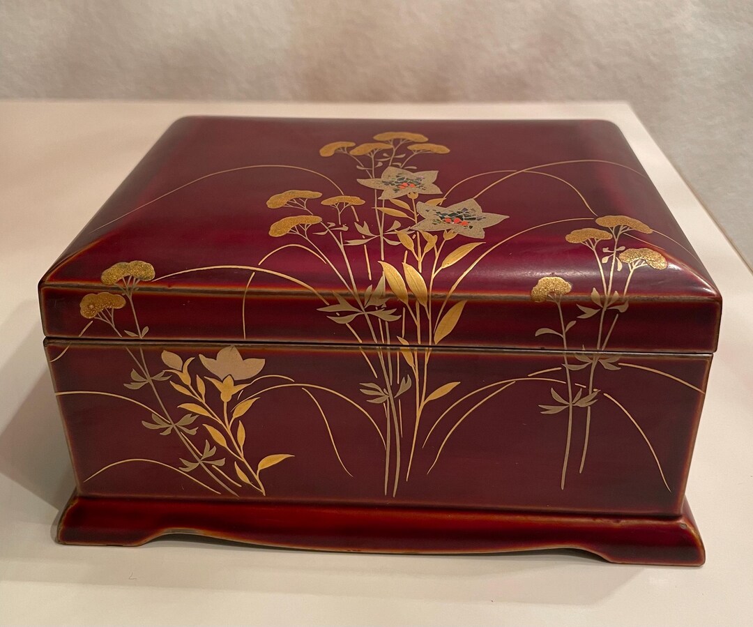 Japanese Red Lacquer Box With Gold Flower Decoration Made in Occupied ...