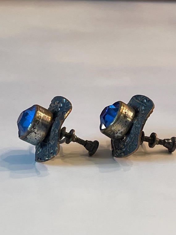 Art Deco Filigree Blue Rhinestone Earrings Screw back… - Gem