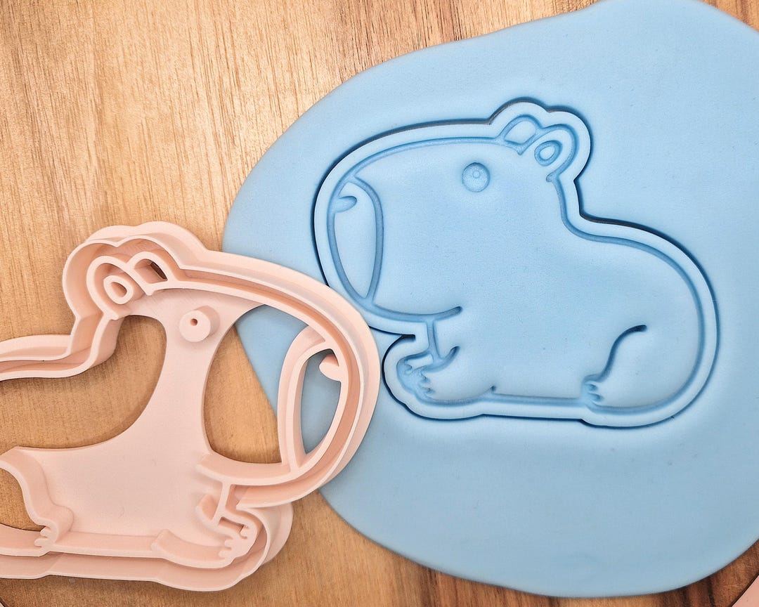 Capybara Side Cookie Cutter - Wild Animals - Animal, Capybaras Cookies ...