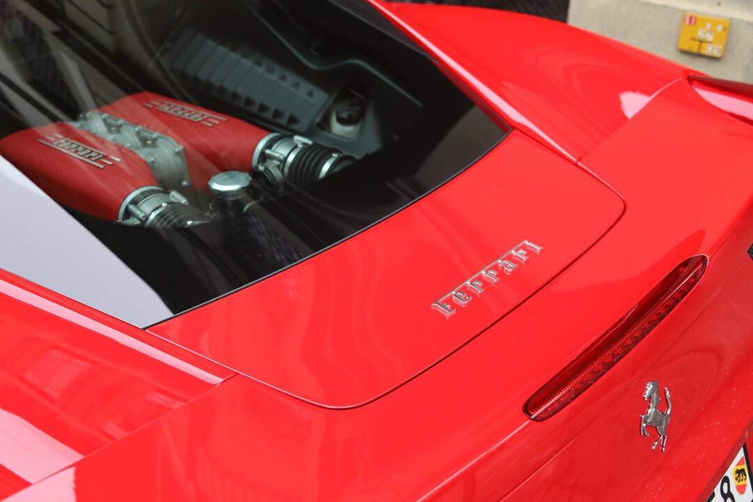 Ferrari 458 Engine (photo) - Etsy