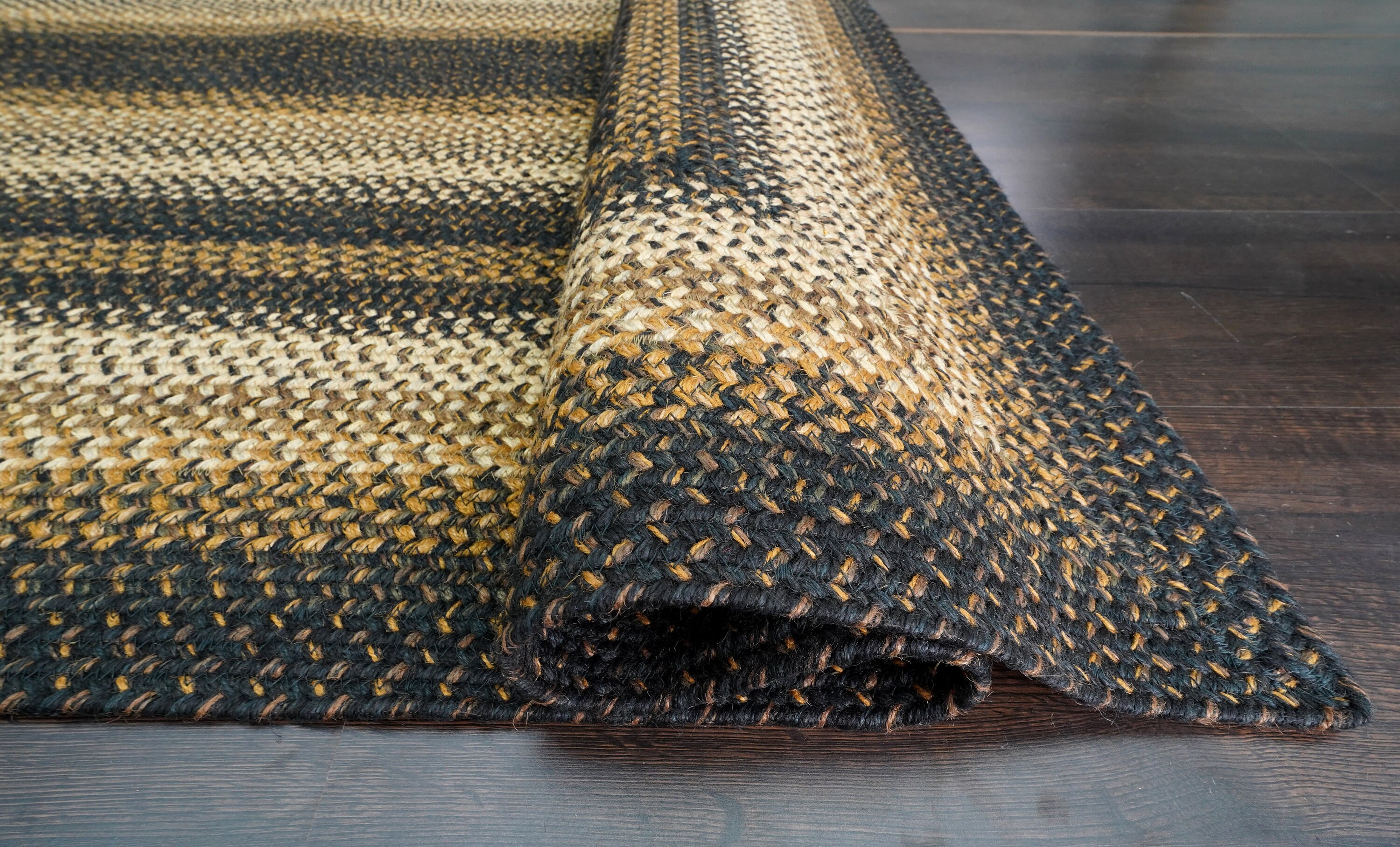 Homespice Handmade Rectangular & Oval Black Braided Rug, Kilimanjaro ...