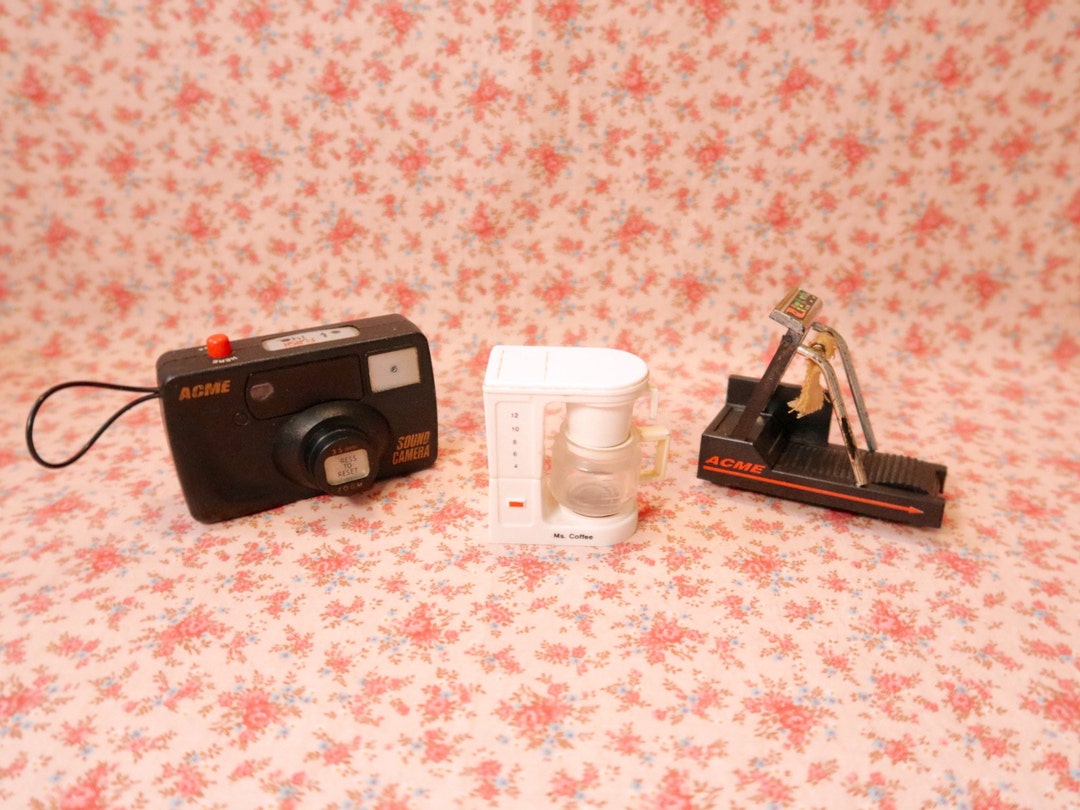 Authentic Vintage ACME Magnets | 90s | Treadmill | Camera | Coffee ...