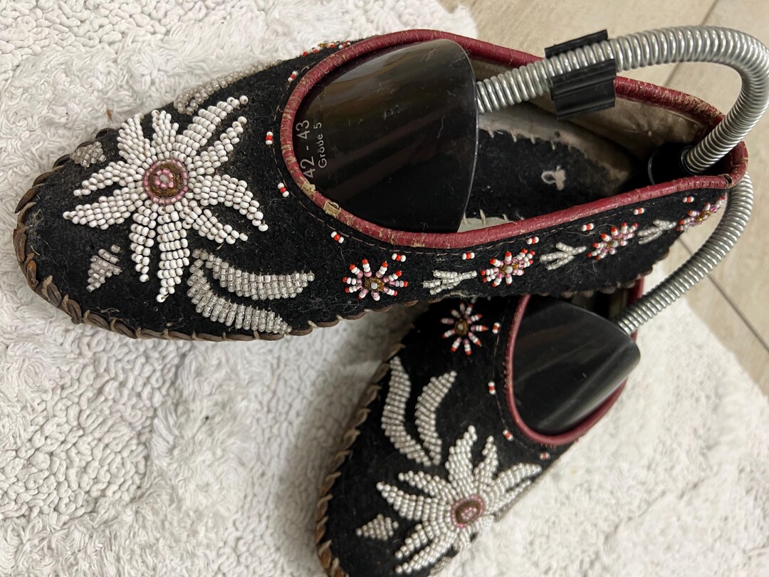 Antique 1900 Embroidered House Slippers. Embroidered With Beads. Large ...