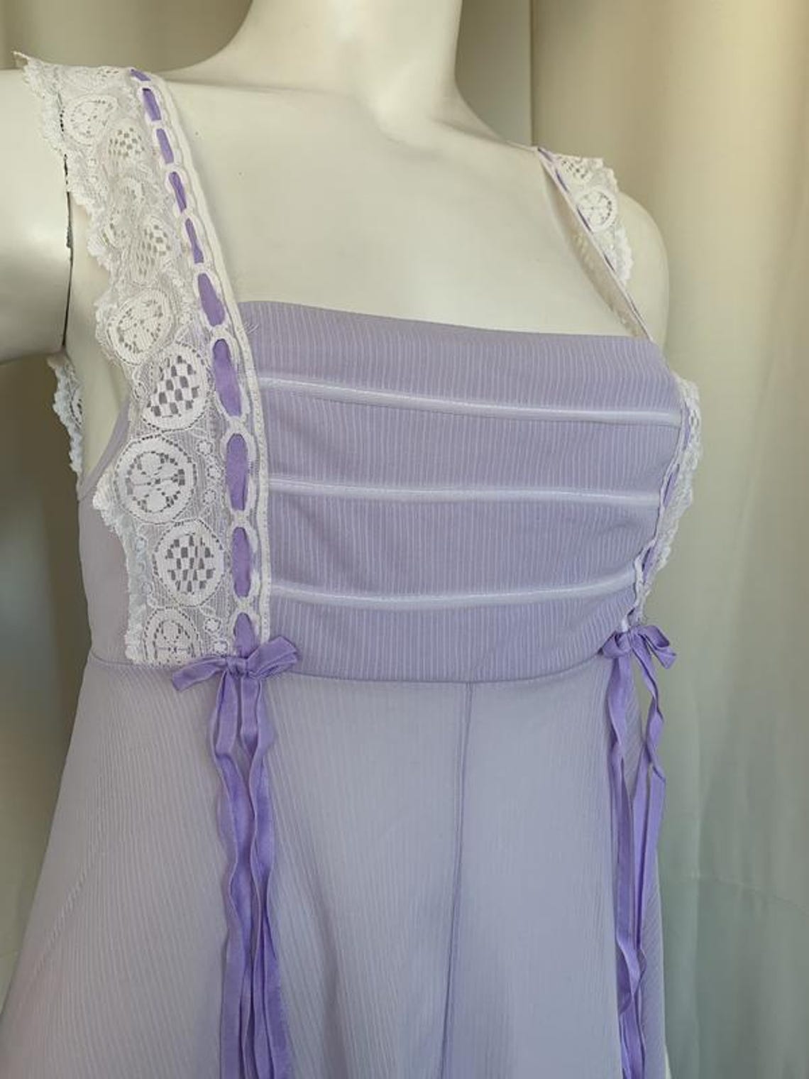 Vintage Lavender Negligee Nightgown Maxi Dress Light Purple White Lace ...