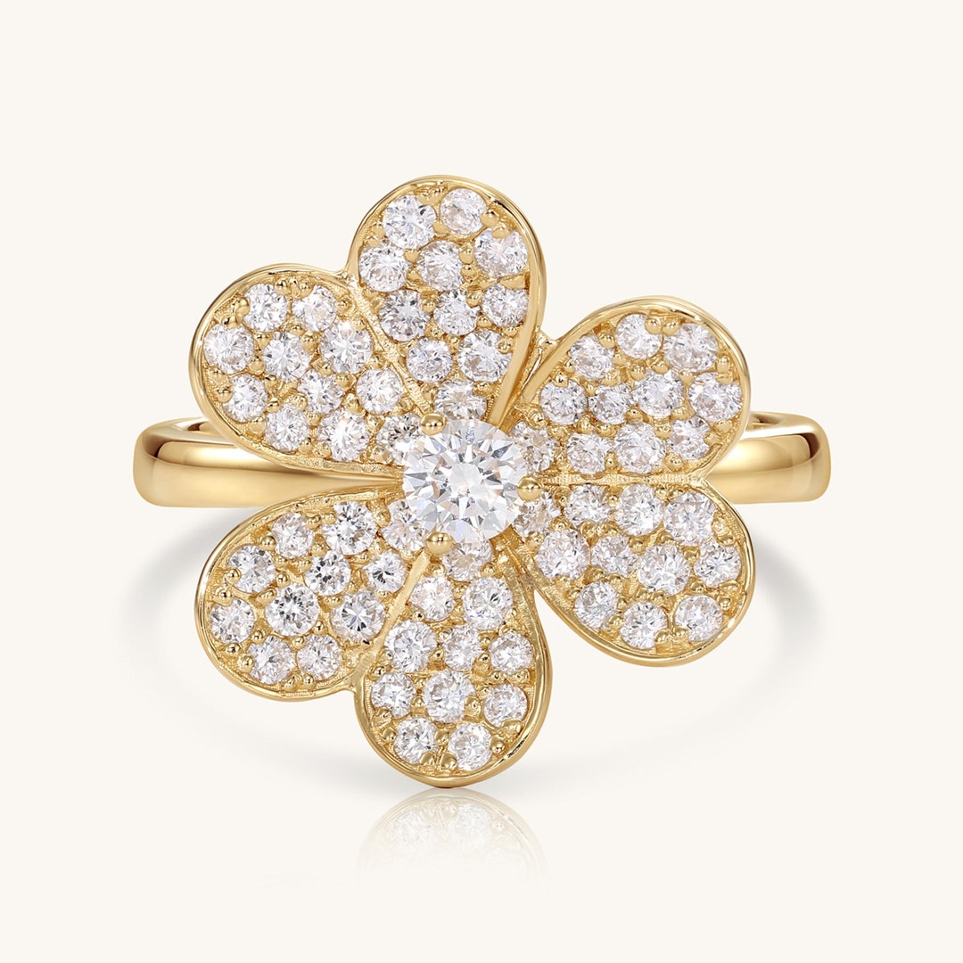 14K Gold Diamond Flower Ring: Clover Jewelry - Etsy