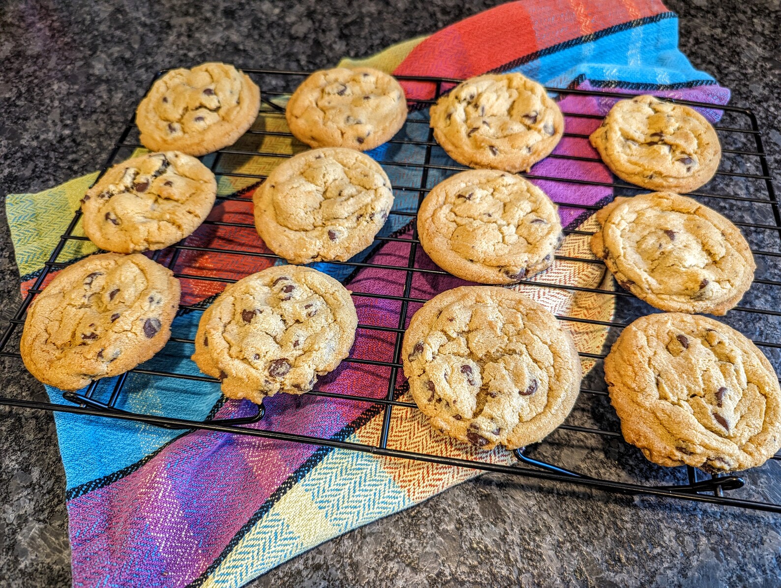 12 Chocolate Chip Cookies - Crispy on the Outside, Chewy on the Inside ...
