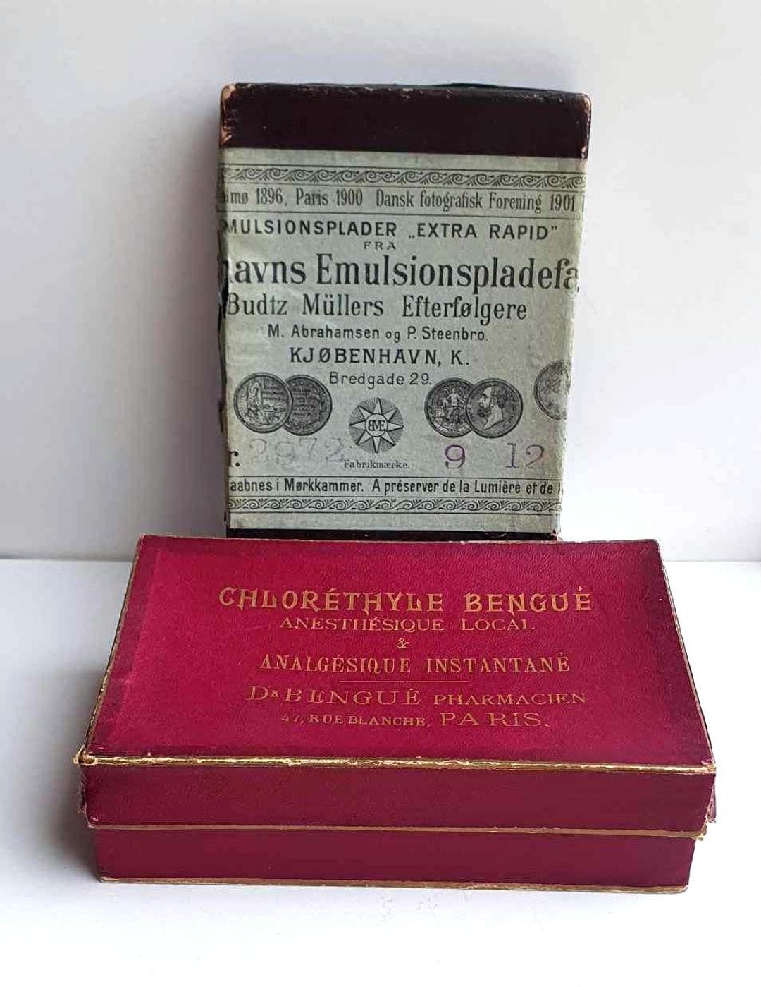 Antique Bengué Anesthetic Box & Emulsion Plates: Belle Époque Photo ...