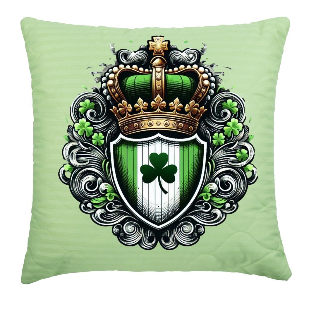 Luck of the Irish Crown Shield PNG, Celtic Badge With Shamrocks PNG ...