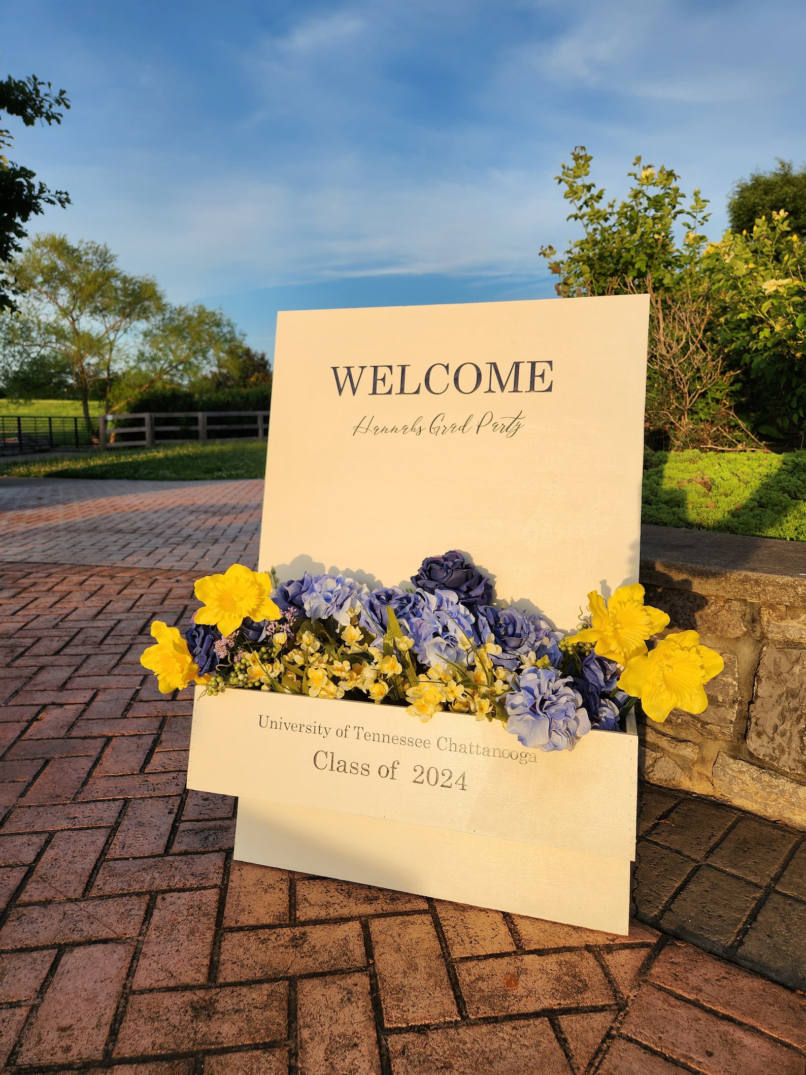 Welcome Sign With Flower Box Build Plans PDF Download - Etsy Canada