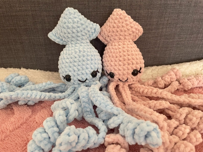Squid Amigurumi Pattern, No SEW, Squid Crochet Plush, PDF Tutorial - Etsy