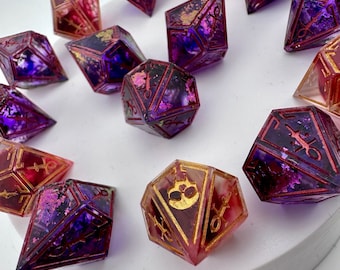 Premium Classic Marble Green Amaranth Vampire Dice Set - Etsy