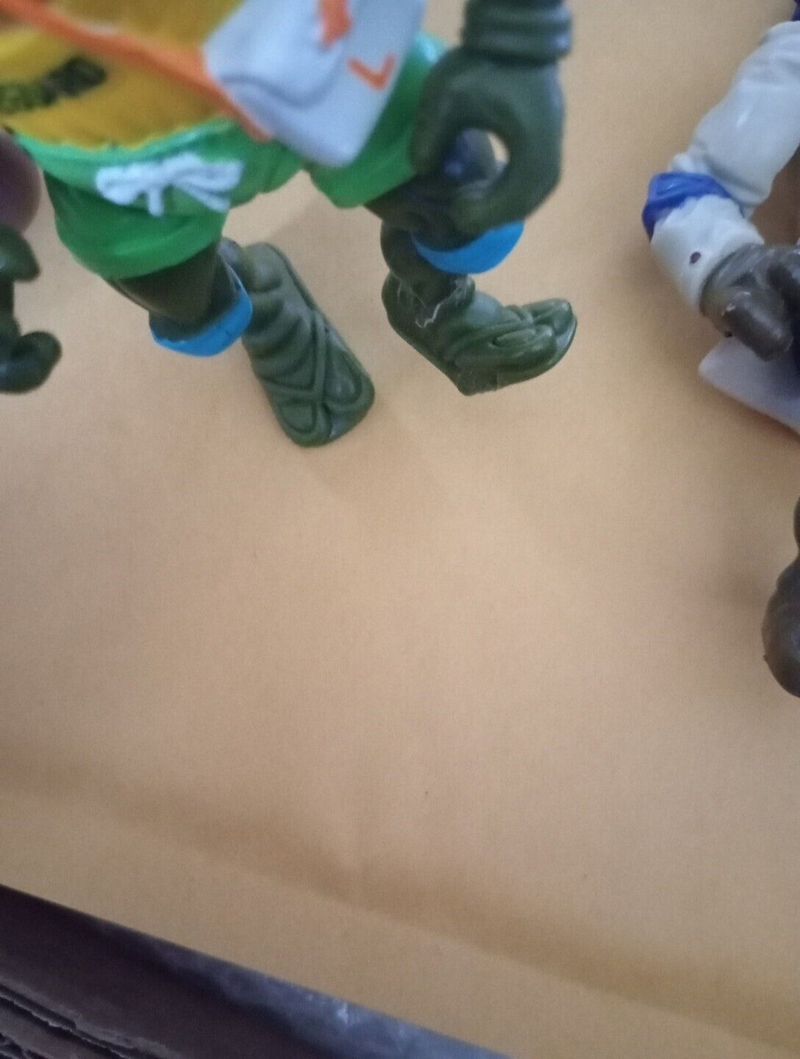 Vintage 1992 TMNT Lifeguard Leo and Undercover Detective Donatello ...