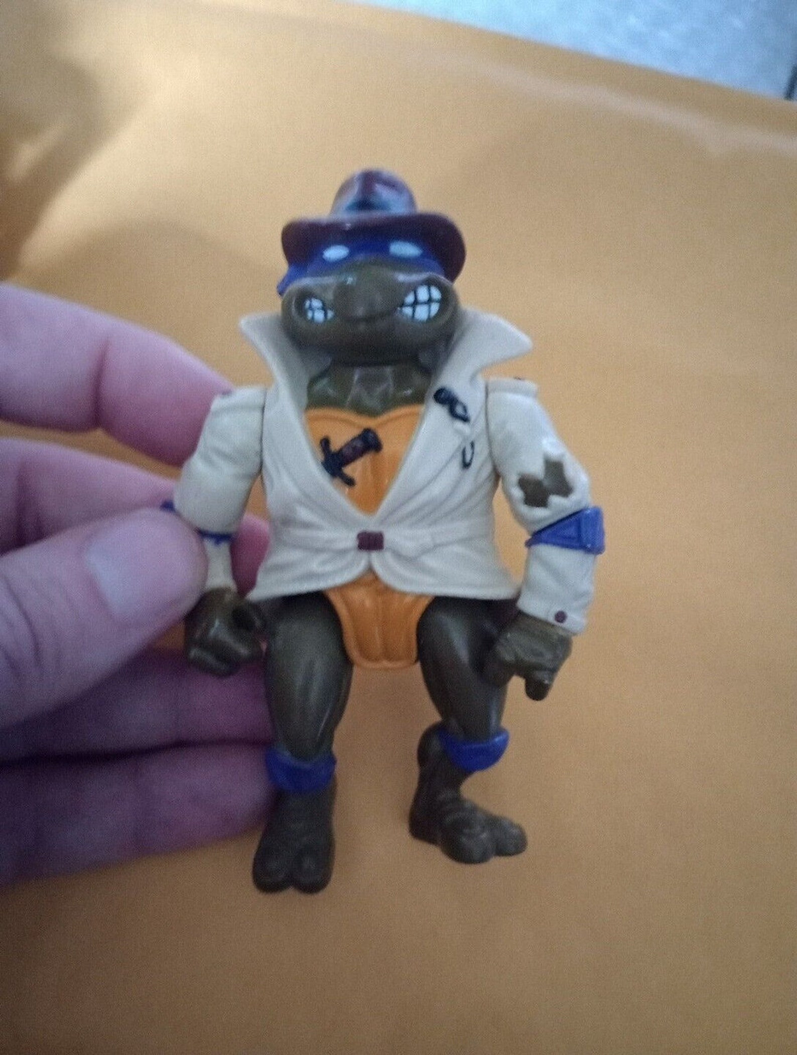 Vintage 1992 TMNT Lifeguard Leo and Undercover Detective Donatello ...