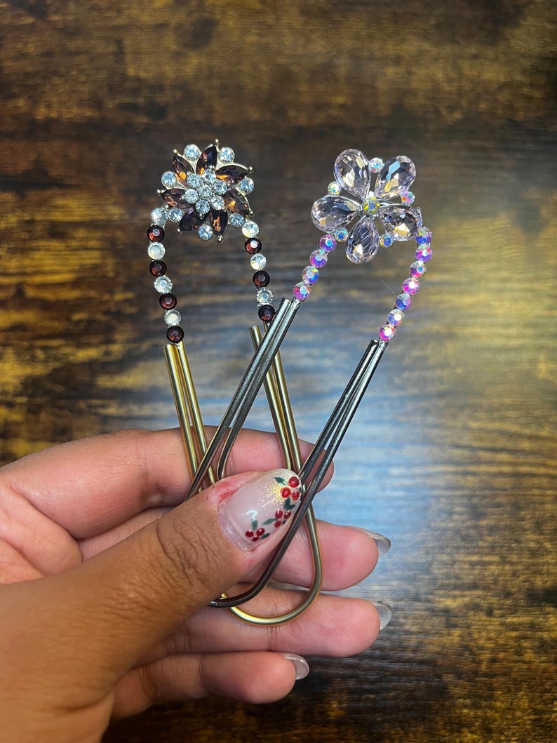 Elegant Embellished Paper Clip V2: Savings Planner Accessory - Etsy
