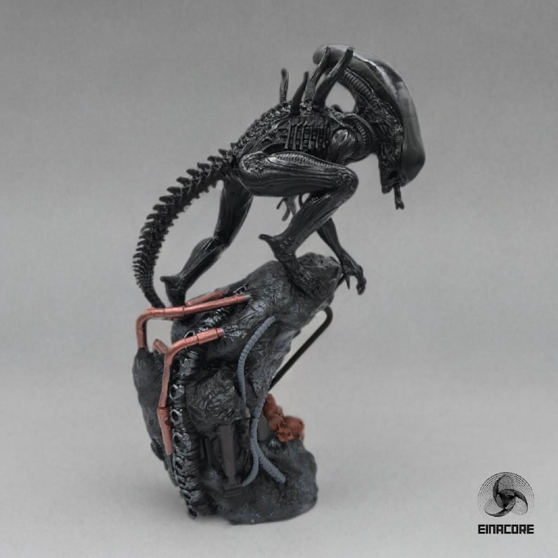 Xenomorph Statue – Sci-fi Alien Figurine, Unique Home Decor - Etsy