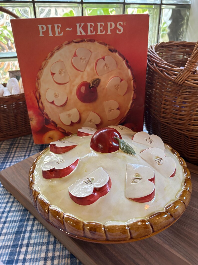 Vintage Over and Back Ceramic Apple Pie Keeper - Pie Plate With ...