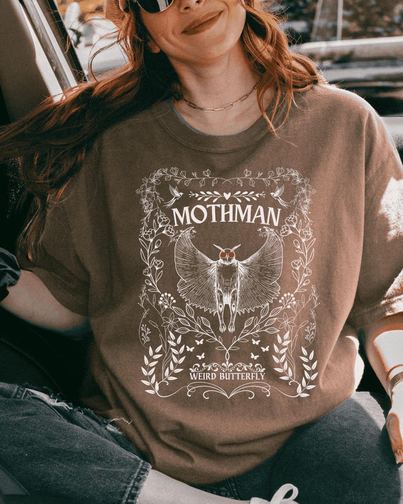 Comfort Colors Mothman Cryptid Cryptozoologist Red Eyed Thing Sweater ...