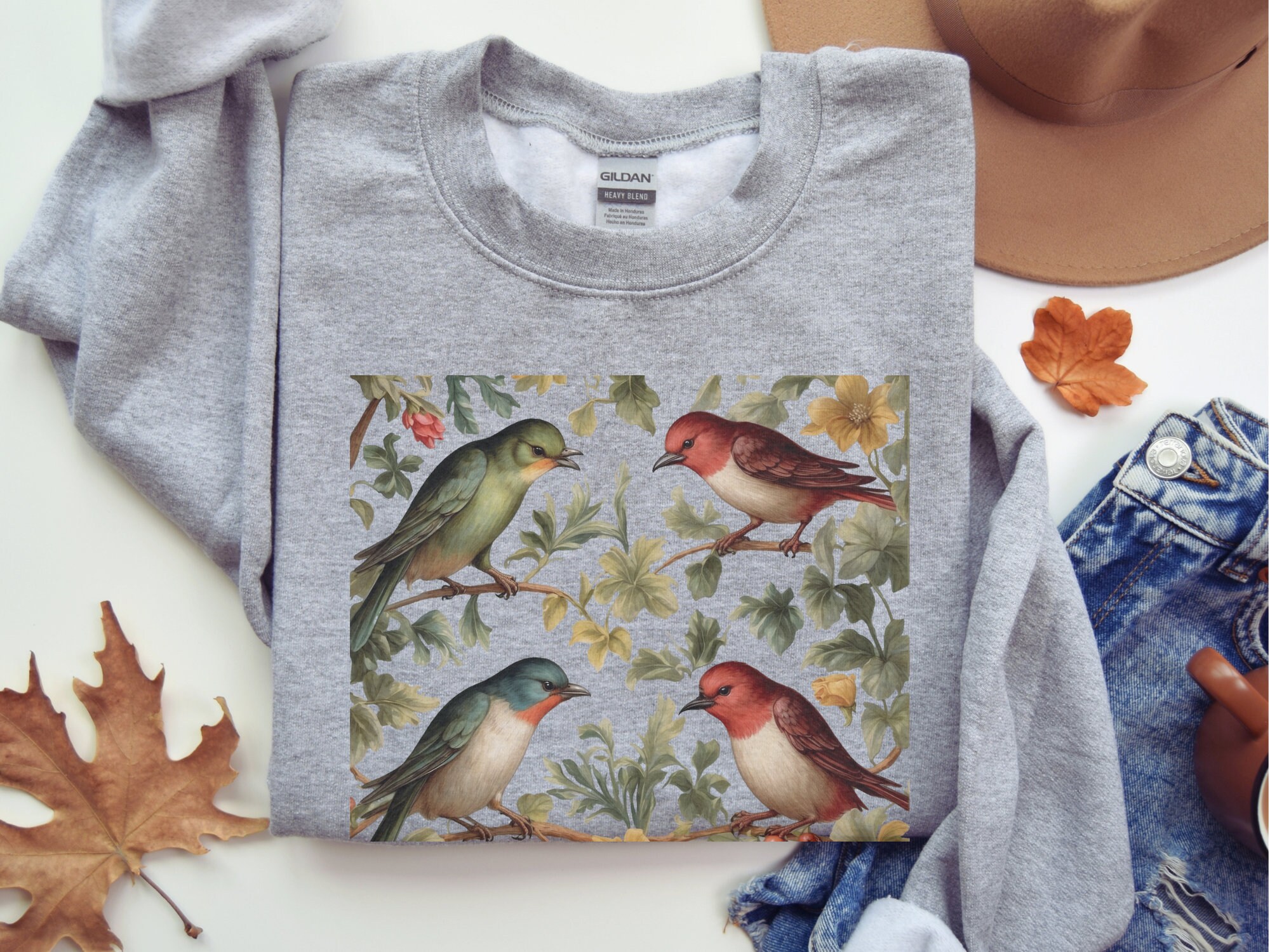 Retro Birds Pattern Birding Cottagecore Aesthetics Sweatshirt ...