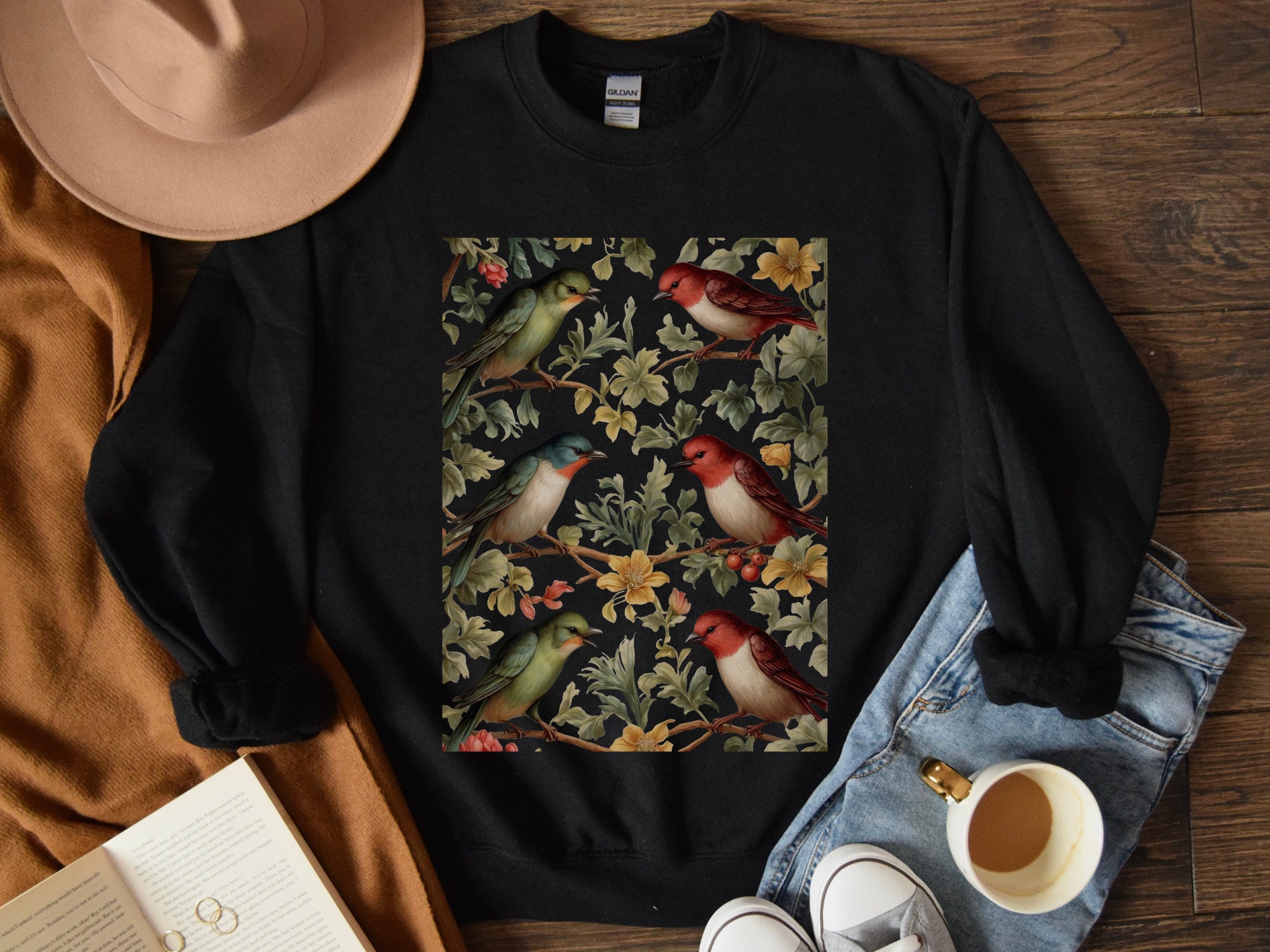 Retro Birds Pattern Birding Cottagecore Aesthetics Sweatshirt ...