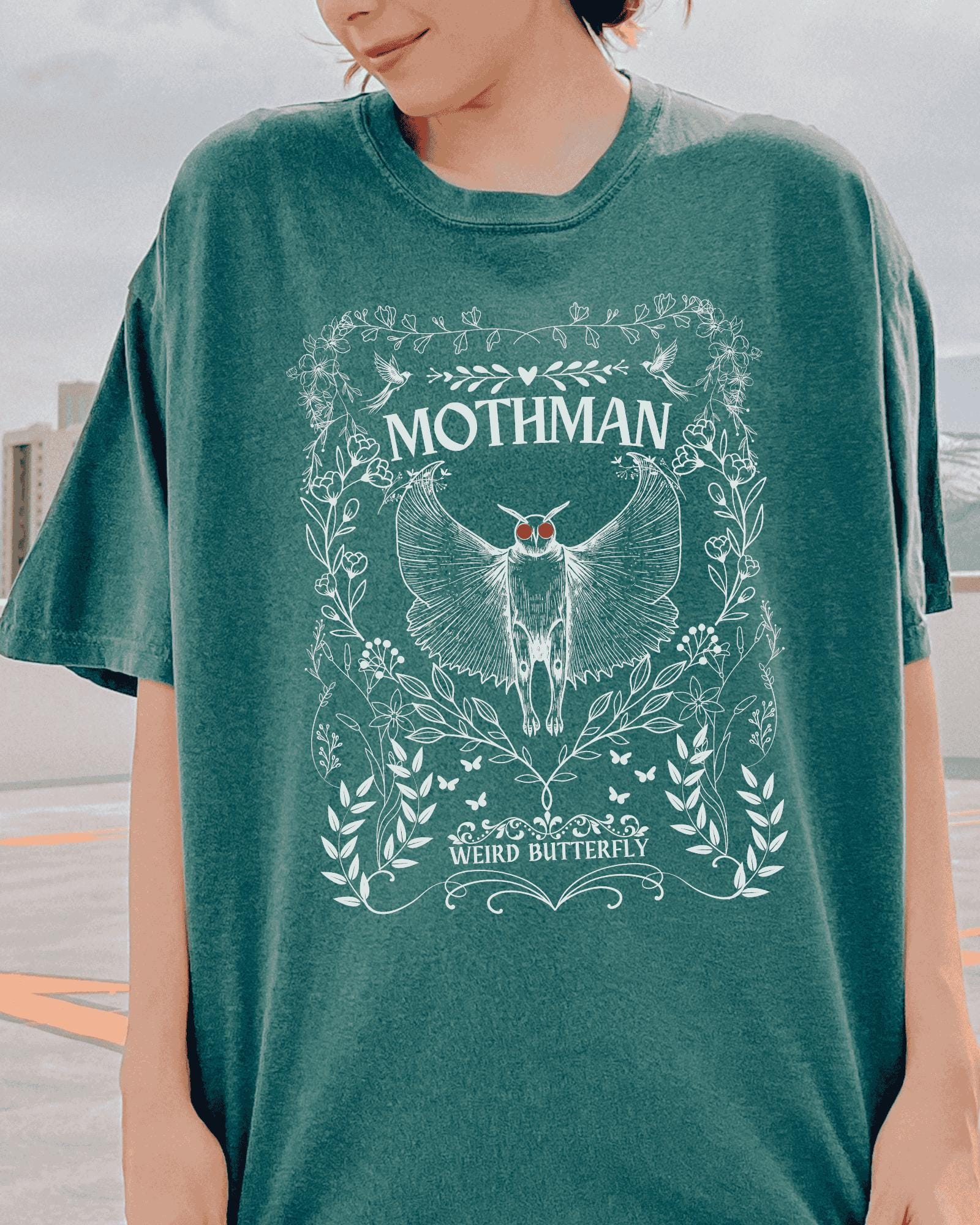 Comfort Colors Mothman Cryptid Cryptozoologist Red Eyed Thing Sweater ...