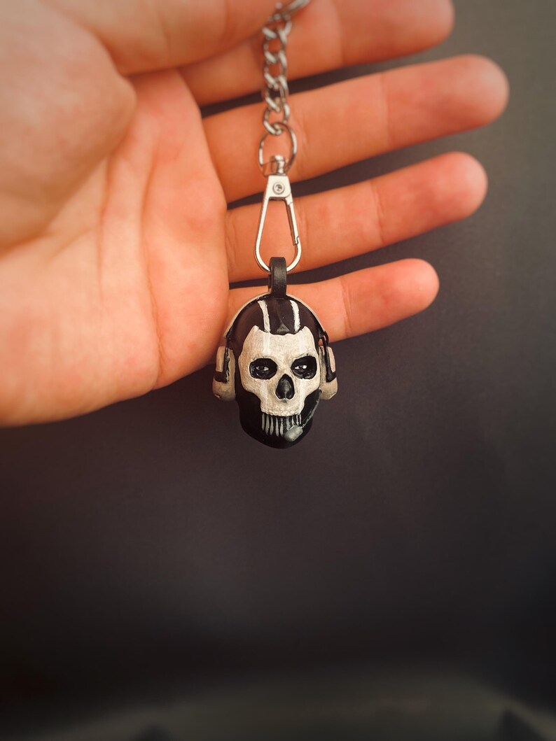 Call of Duty's Legendary Ghost Character Keychain: the Ultimate Gamer's ...
