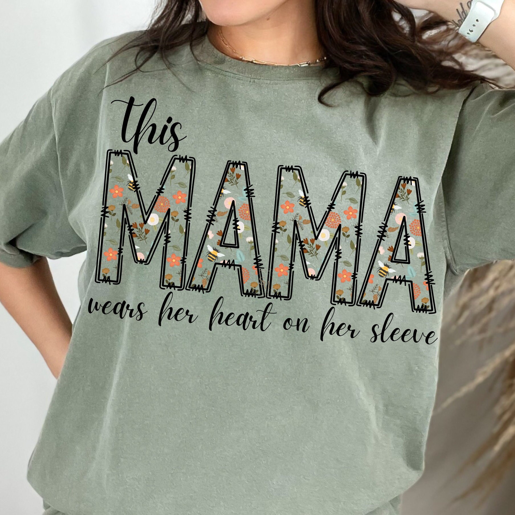 This MAMA Wears Her Heart PNG, Faux Embroidery Mama Design, Custom Mom ...