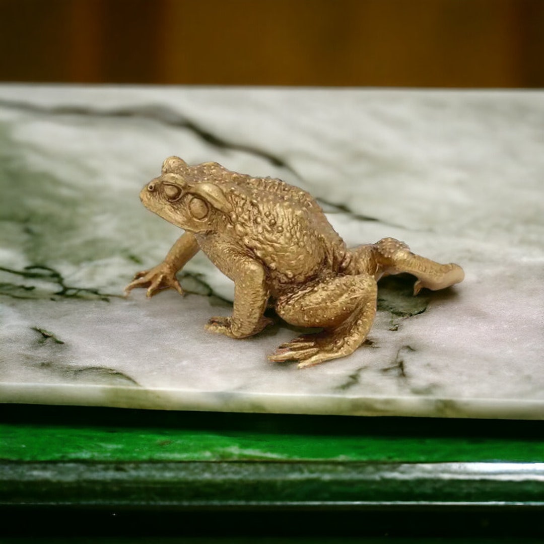 Antique Frog Statue - Vintage Inspired Home Decor - Handcrafted Frog ...