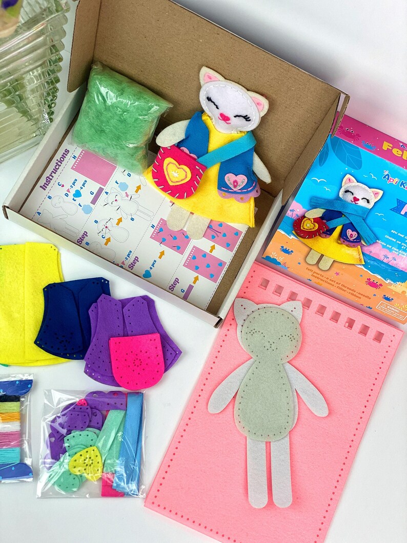 Felt Cat Sewing Kit, Animals Craft Kit, Fine Motor Activity for Kids ...