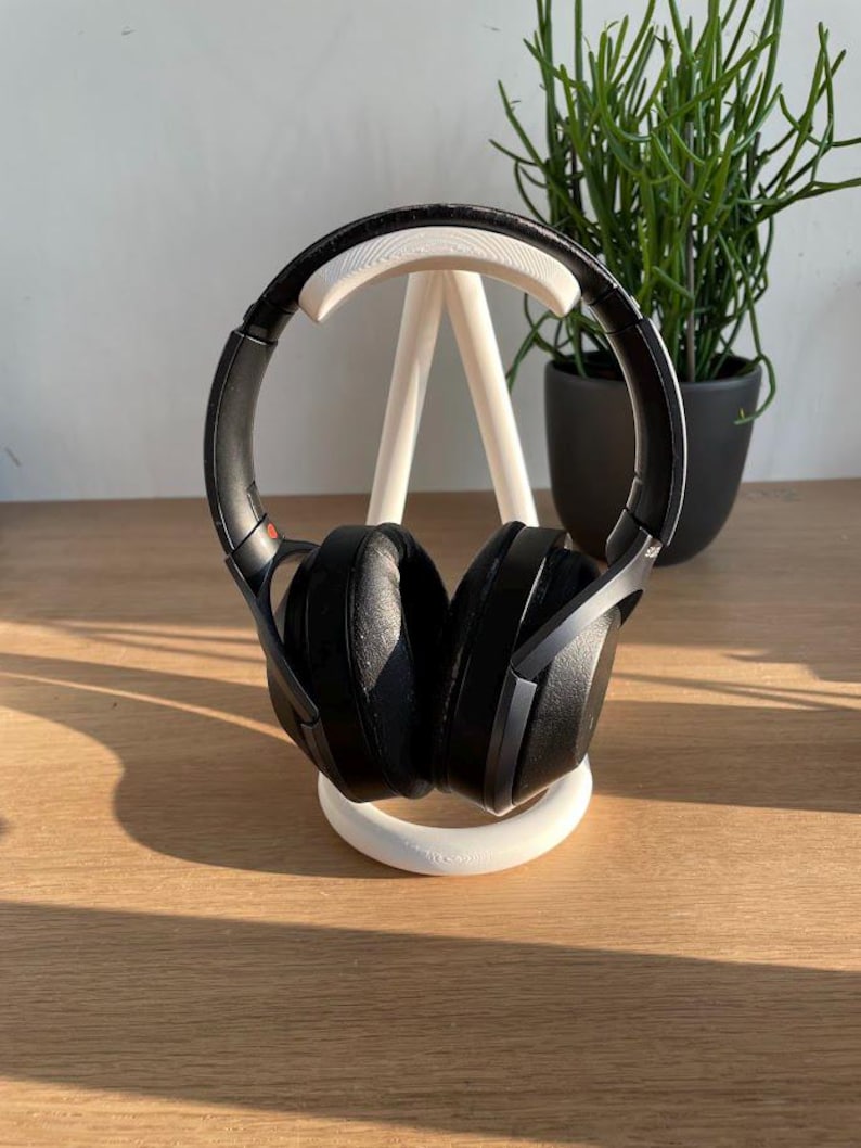 Unique Headphone Stand - Etsy