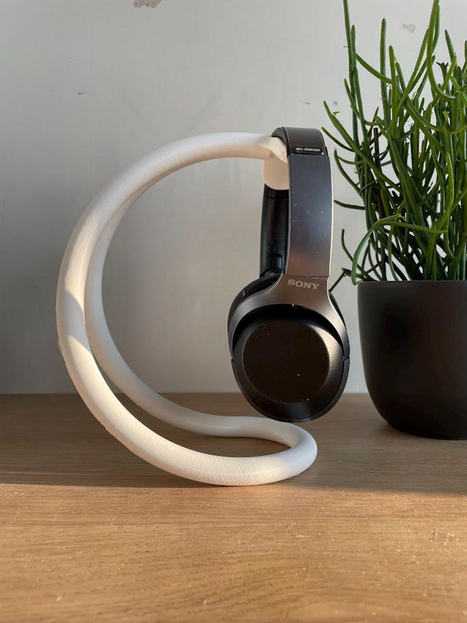 Unique Headphone Stand - Etsy