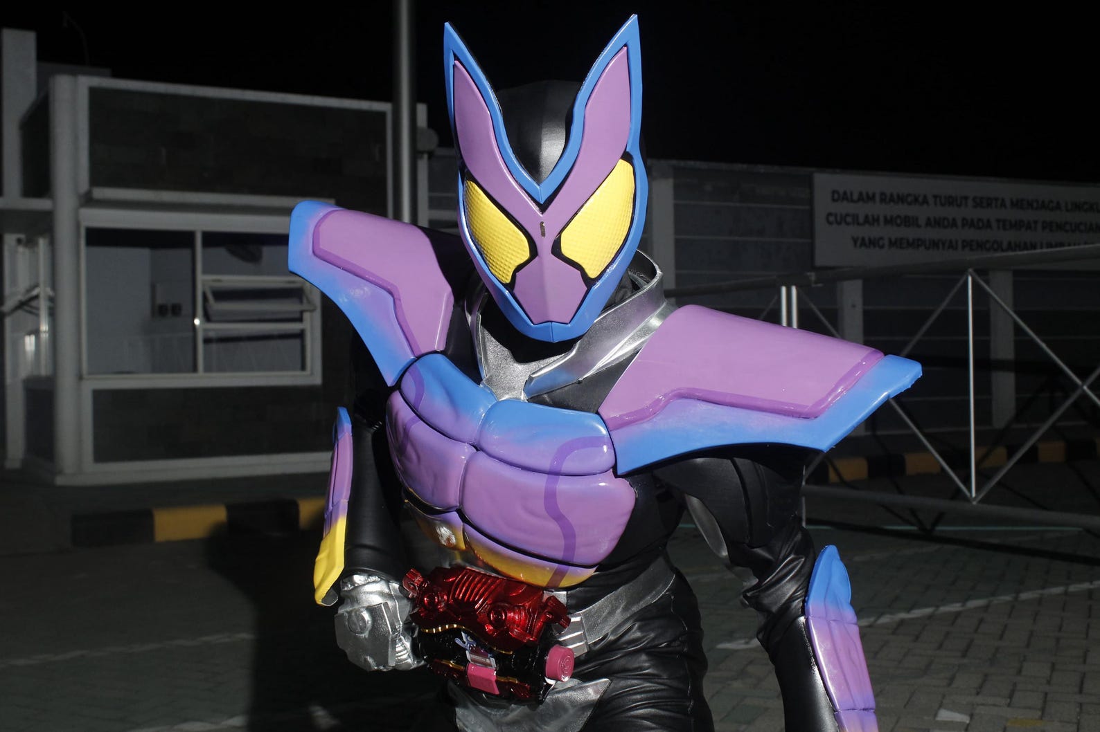 Kamen Rider Gavv Poppin Gummy Form Tokusatsu Suit Wearable Cosplay ...