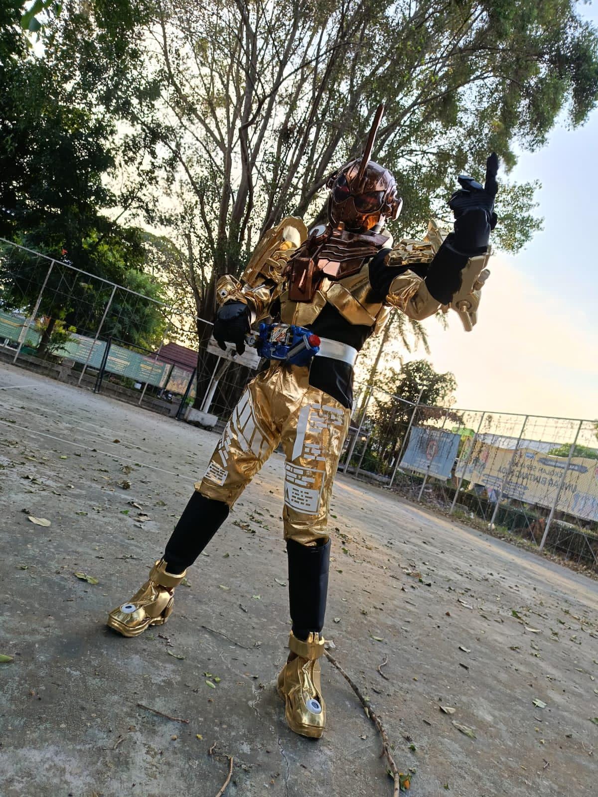 Kamen Rider Grease Wearable Cosplay Costume - Tokusatsu Suit - Etsy