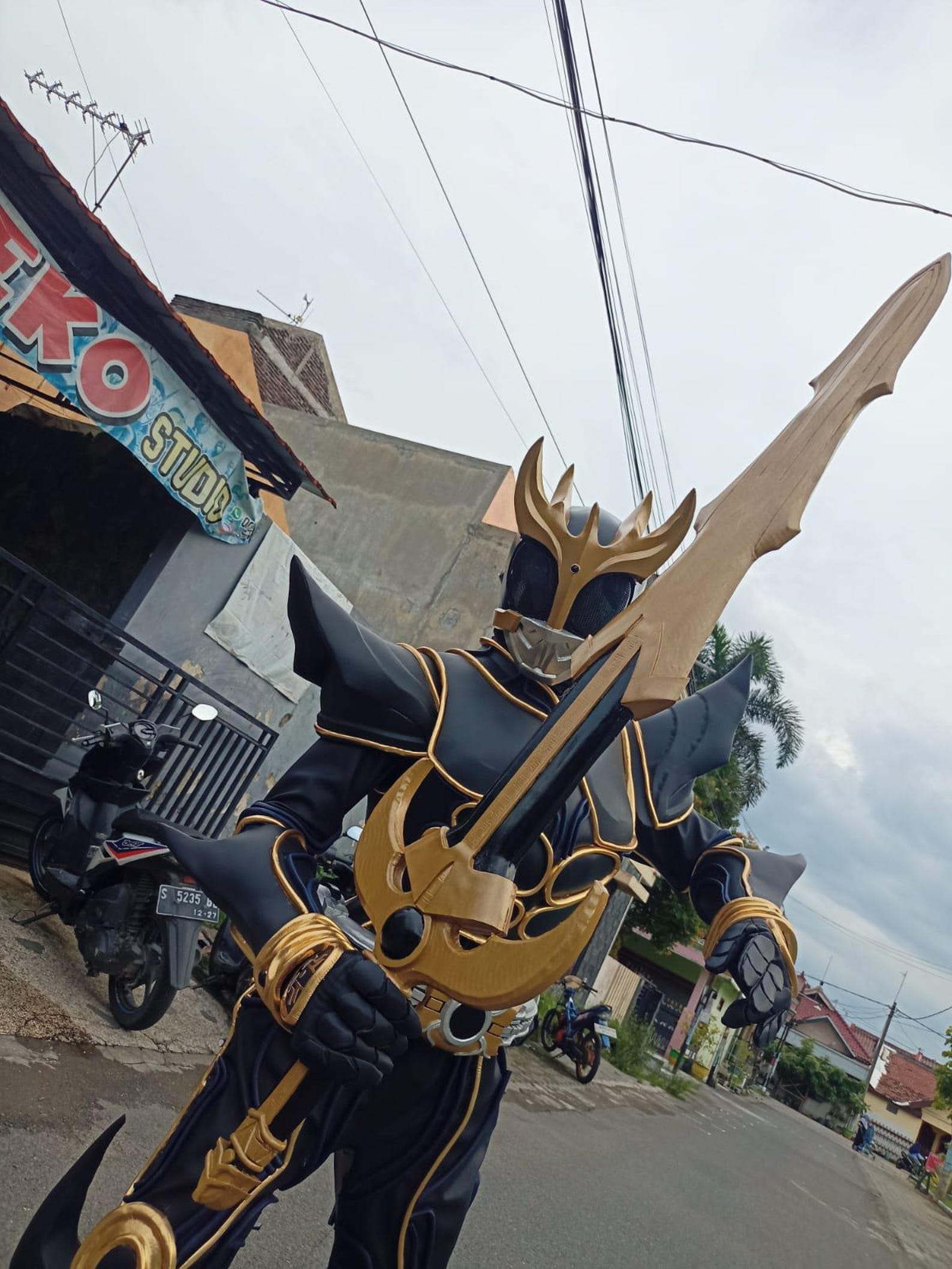 Kamen Rider Ultimate Kuuga Wearable Cosplay Costume Tokusatsu Suit ...