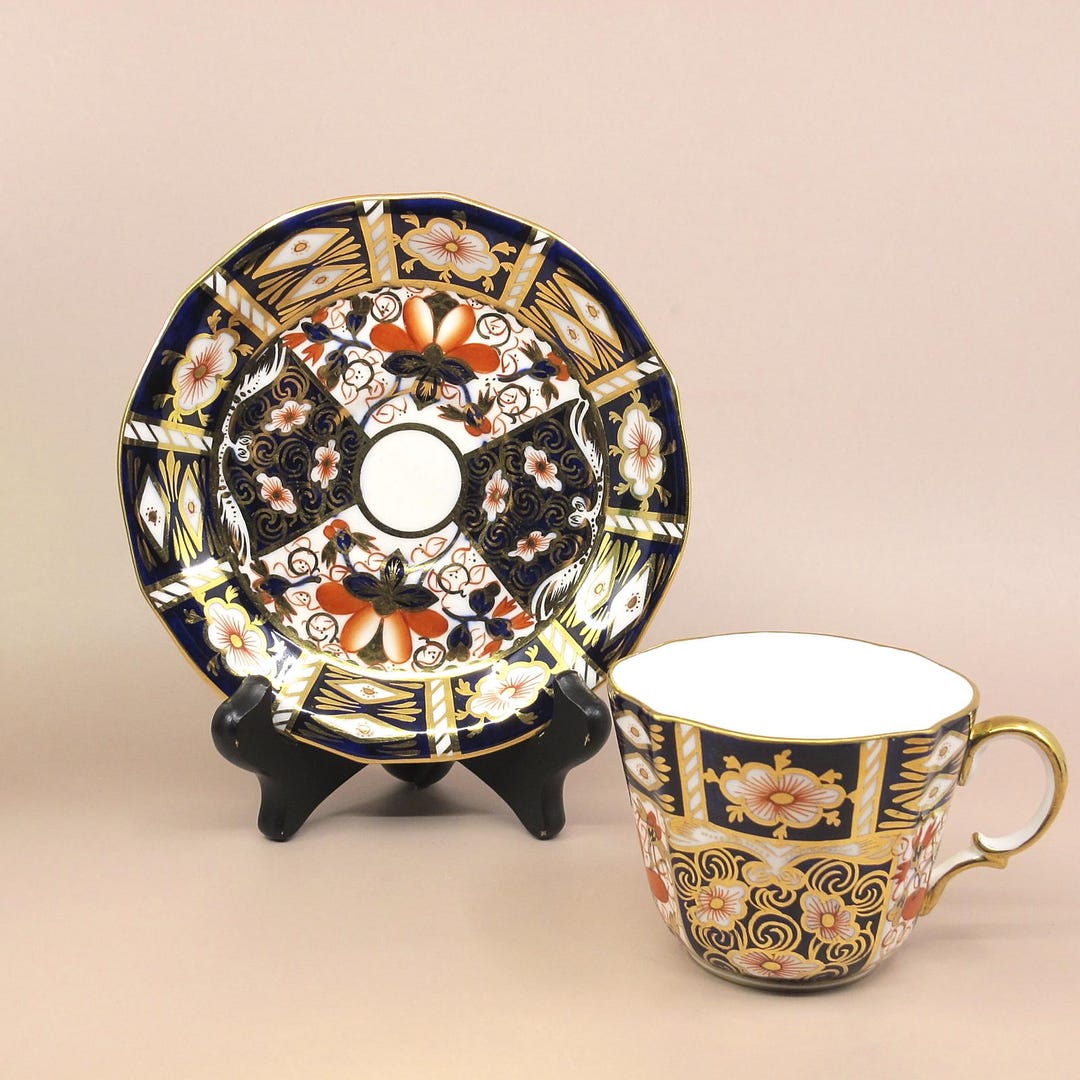 Traditional Imari 2451 by Royal Crown Derby 2 3/8 Flat Cup & Saucer ...