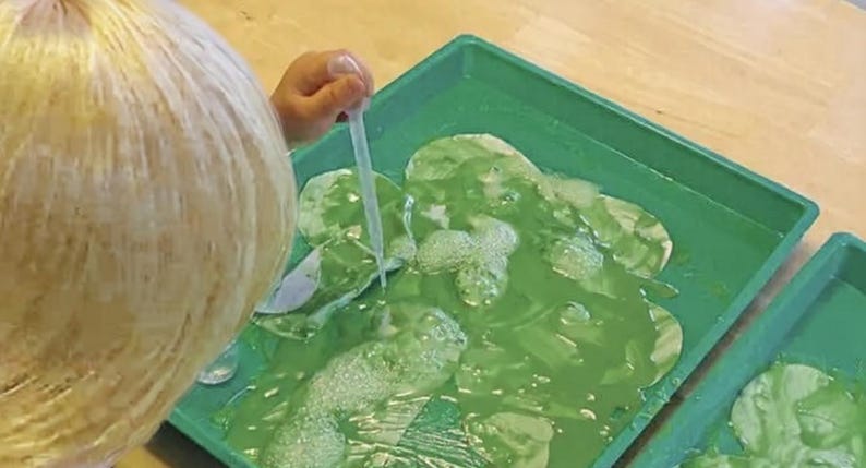 St Patrick’s Day Shamrock Science Craft Kit for Kids Classroom Fizzing ...